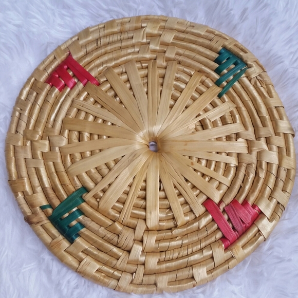 Vintage | Accents | Vintage Wicker Trivet | Poshmark